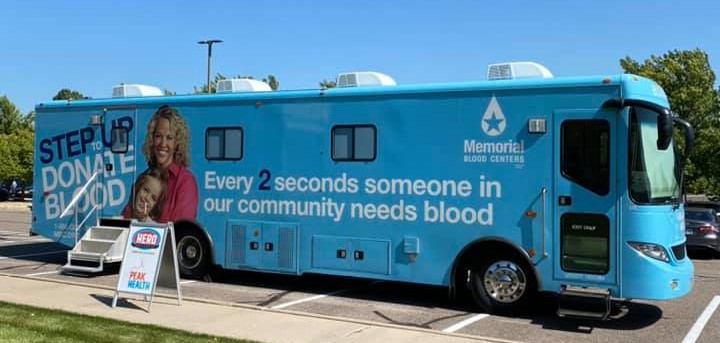 Memorial Blood Centers bus – Boom Island Brewing